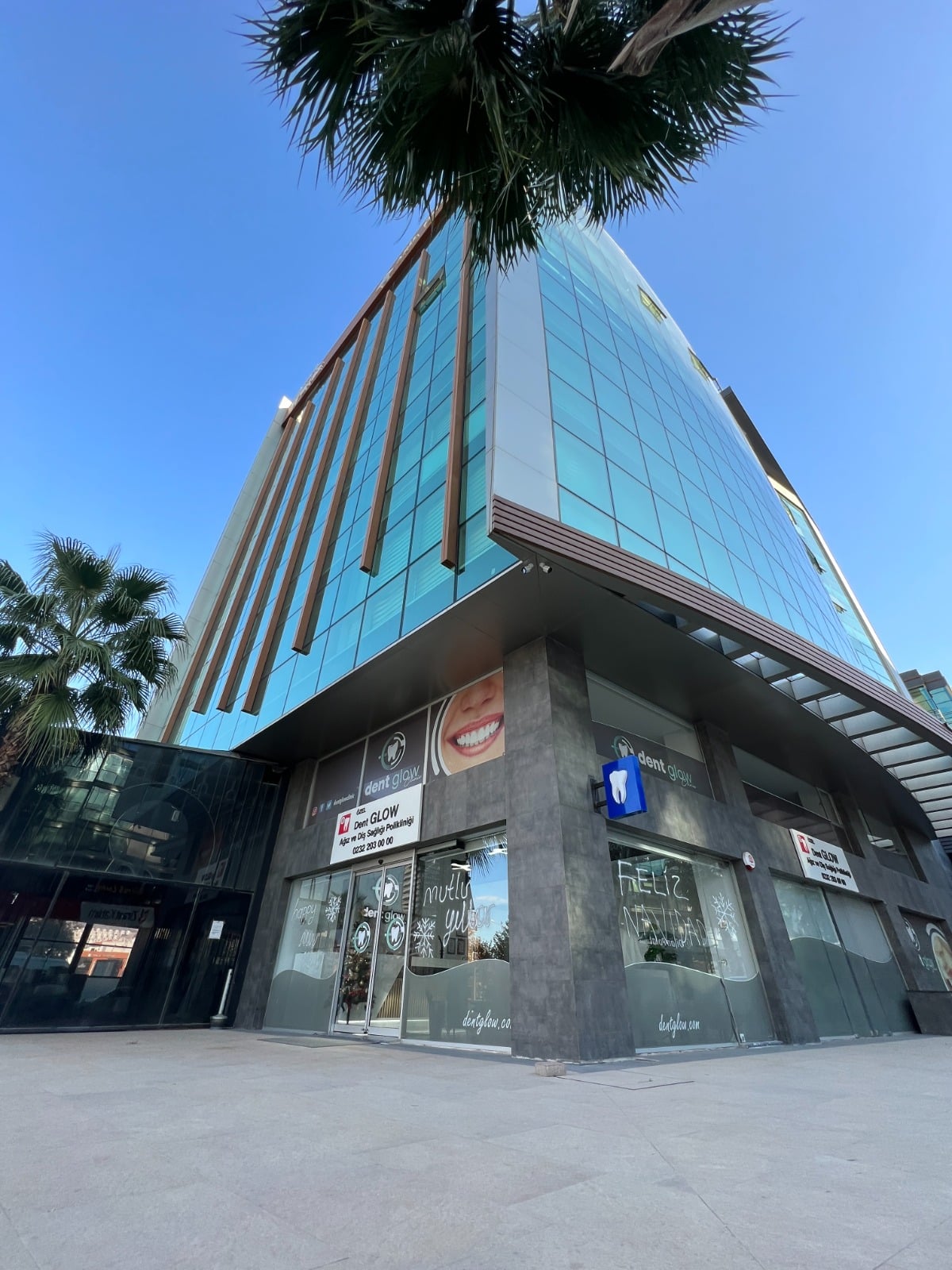 Top 10 Dental Clinics in Turkey - Universal Medical Travel